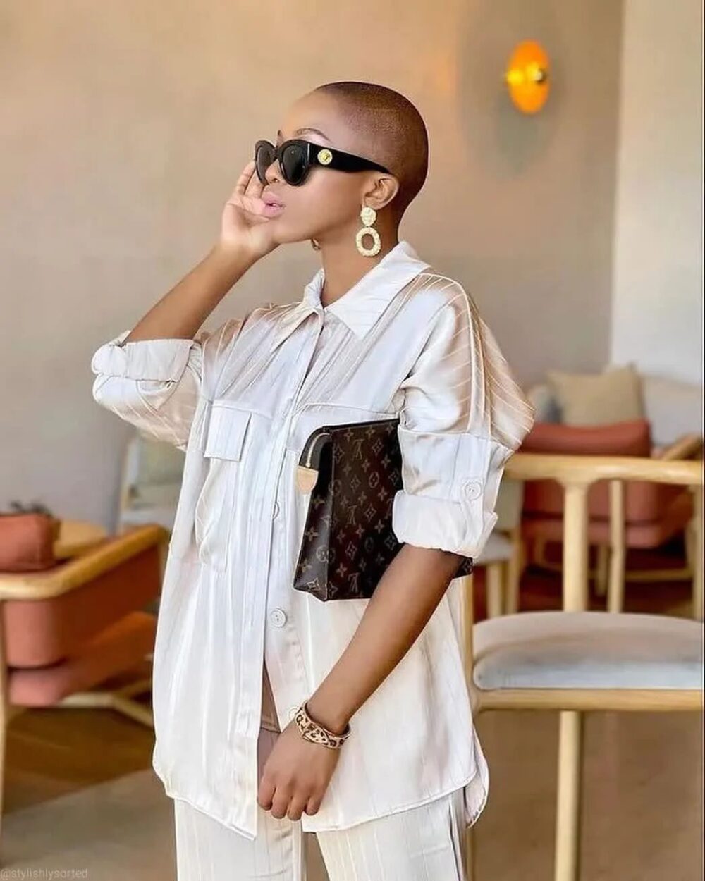 Chic Weekend Wonders: Elegant Outfit Inspirations for the Modern Woman ...